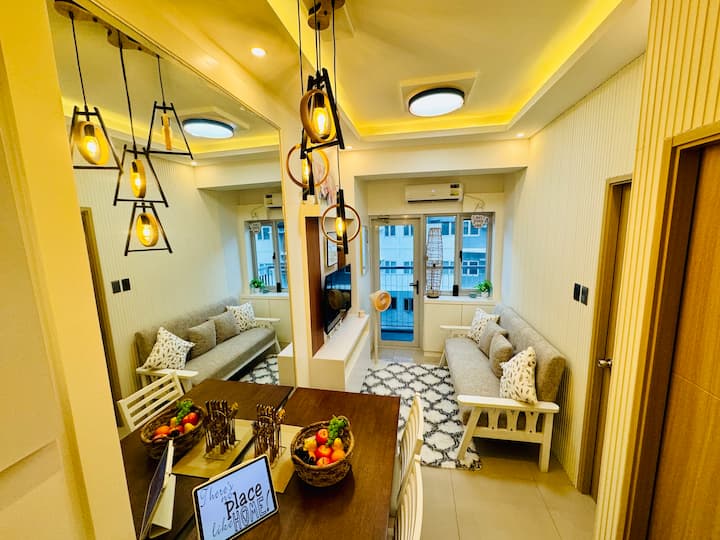 Charming 2 Br With Amenity Views And Free Parking! - Quezon City