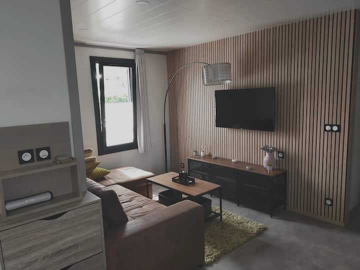 Chalet 55 M² Type F3 à 
Louer (Quettehou) - Saint-Vaast-la-Hougue