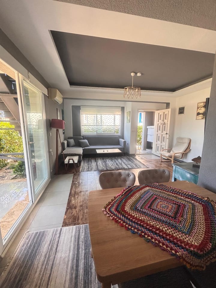 Bodrum Da Denize 100 Full Eşyalı 2+1 Daire - Turgutreis