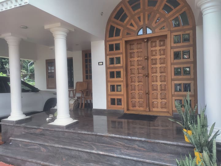 Beautiful House Near Kottayam - Kottayam