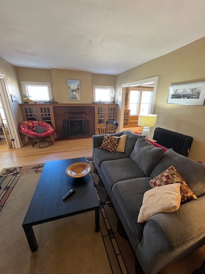 Kalamazoo Stays #1  Downtown 2 Bd/1 Bath Apt. - 卡拉馬祖
