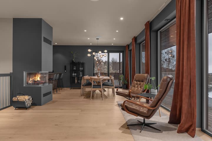 Sentral Villa With A Spectacular View! - Tromsø