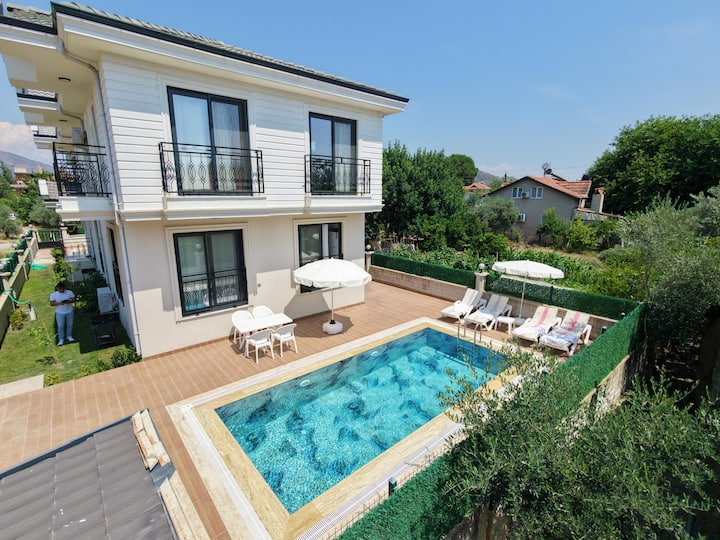 Villa Naz 2 Müstakil Havuzlu Dubleks 4+1 Villa - Dalaman