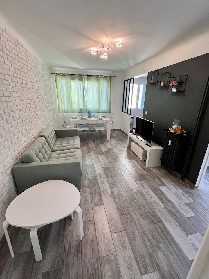 Charmant Appartement Vue Mer + Parking - Nice