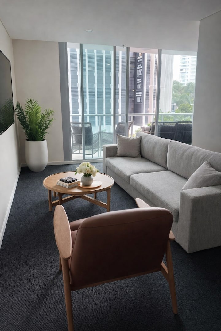 Costal Bliss 2-bedroom Apt - Gold Coast