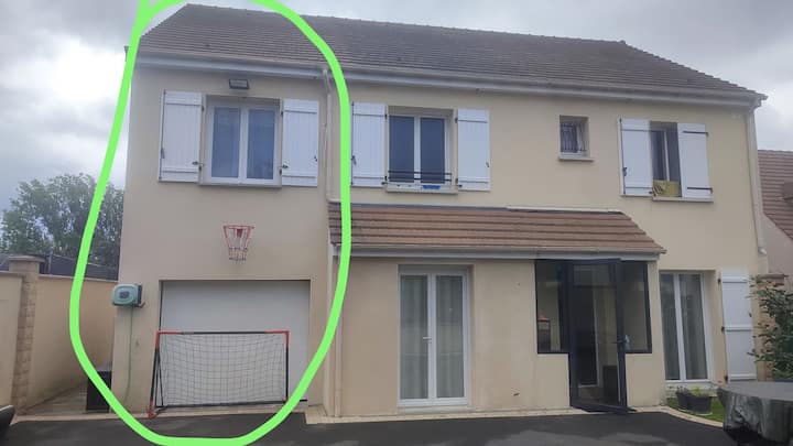 Apparemment Type F1 En Ville Très Calme + Parking - Gonesse