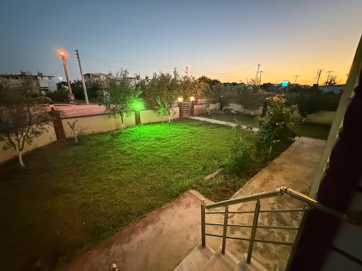 Denize Yakın Villa - Dikili