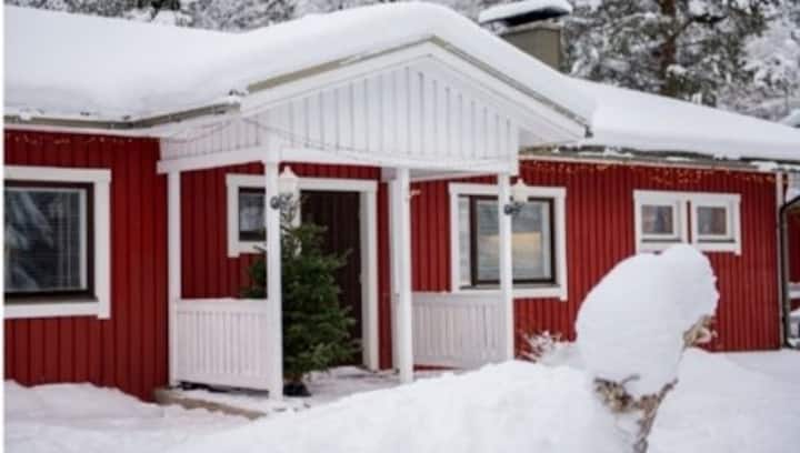 House Near By Santa's Village! - Rovaniemi
