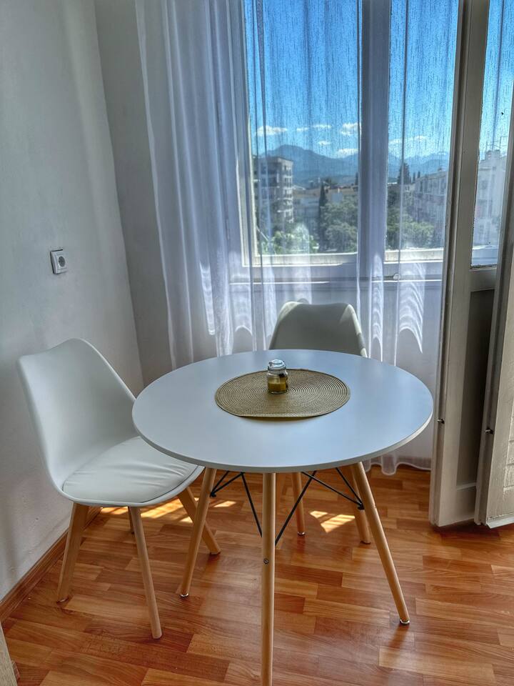 Moskovska 60, Floor 4, 16 Door - Podgorica