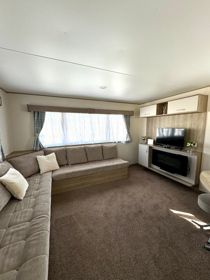 Caravan At Seawick Holiday Park Close To Beach - Clacton-on-Sea