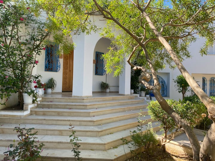 Villa De Charme Avec Piscine - Sousse
