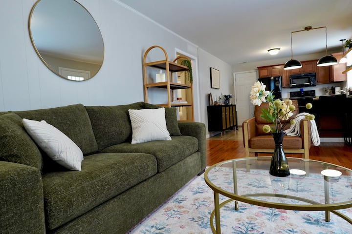 Hillside Haven With King Suite - Weaverville, NC