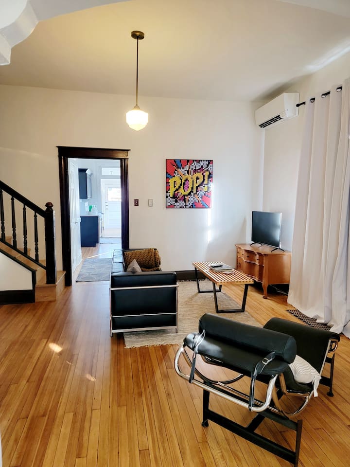 Dog Friendly 1450 Sf 3bed/2bath Near Sloan's Lake - Denver, CO