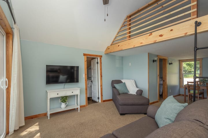 Cozy Lake Latoka Cabin W/ Loft - Alexandria, MN