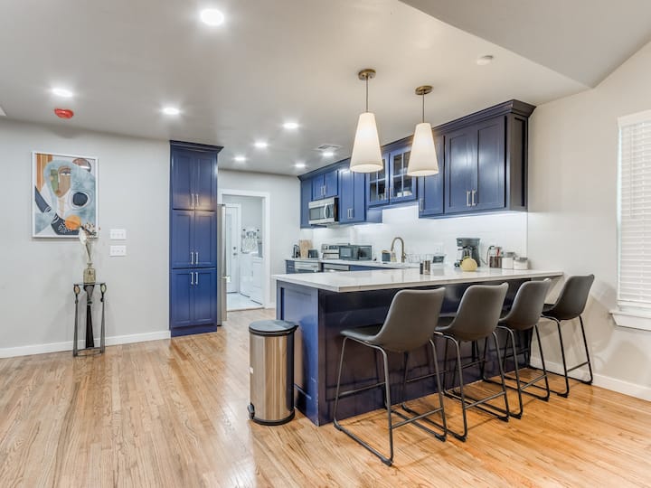 Plaza District Modern Home-8 Min To Downtown - Oklahoma