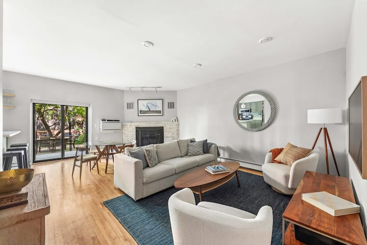 Indoor–outdoor Garden Home | Prime Bococa Location - 紐約, NY