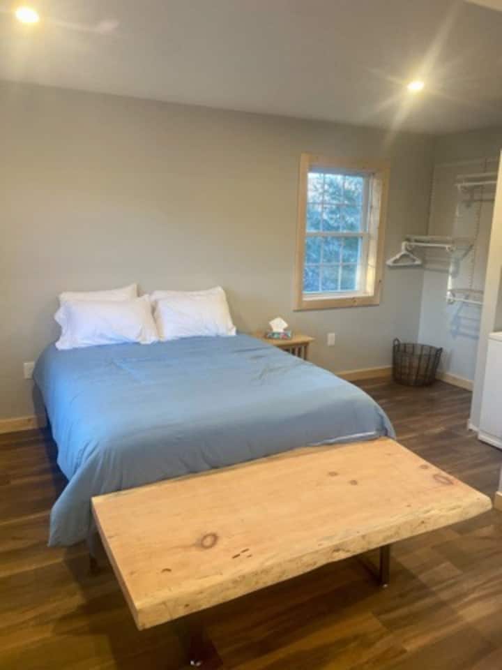 Ragged Mountain Loft - New London, NH