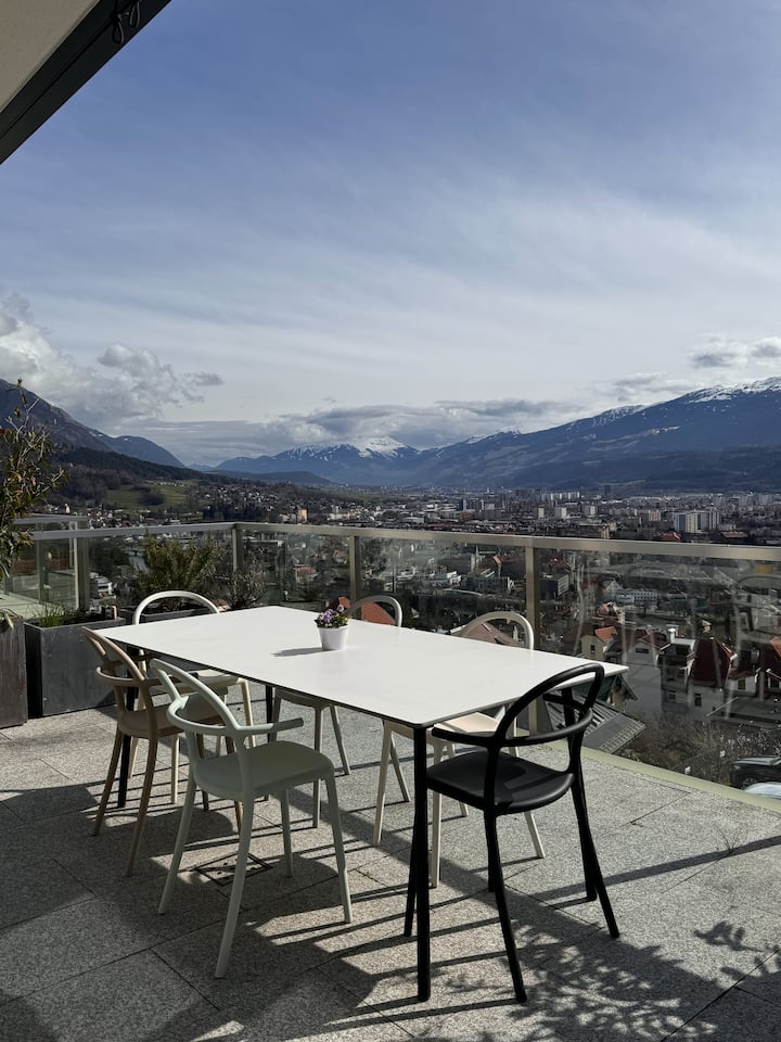 Apartment, Mit Sicht üBer Die Stadt - Innsbruck