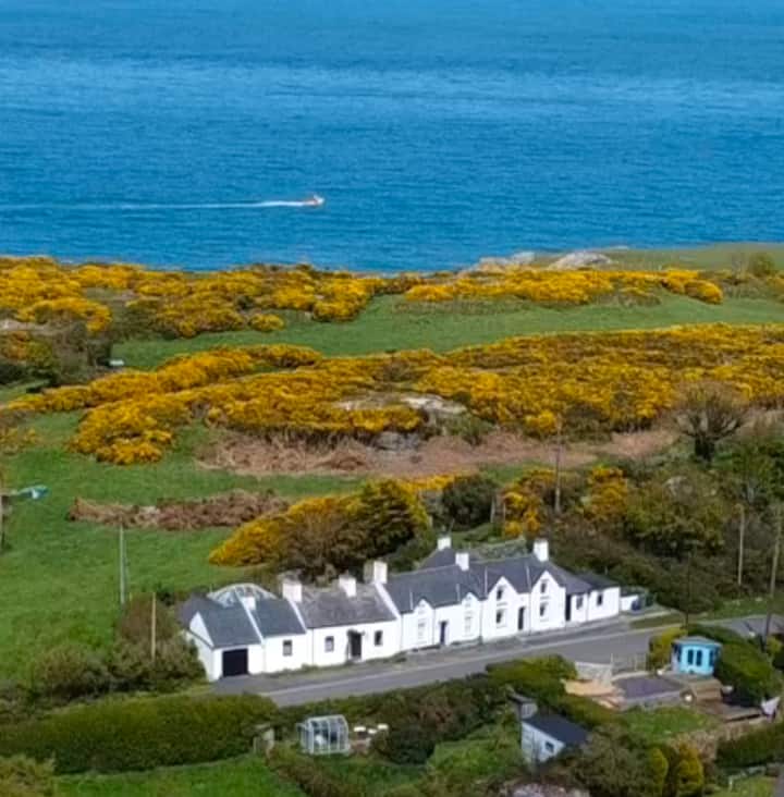 Cosy Fisherman’s Cottage By The Beach & Lighthouse - Anglesey