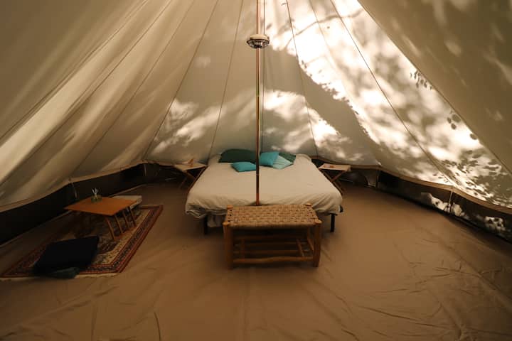 Tente Tipi En Bord De Rivière - Pays basque français