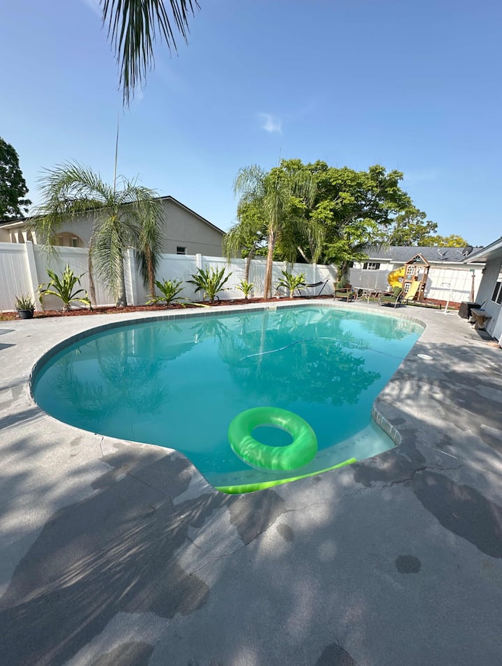 Family Poolside Paradise + Playground, 4/2 Home - Port Orange, FL