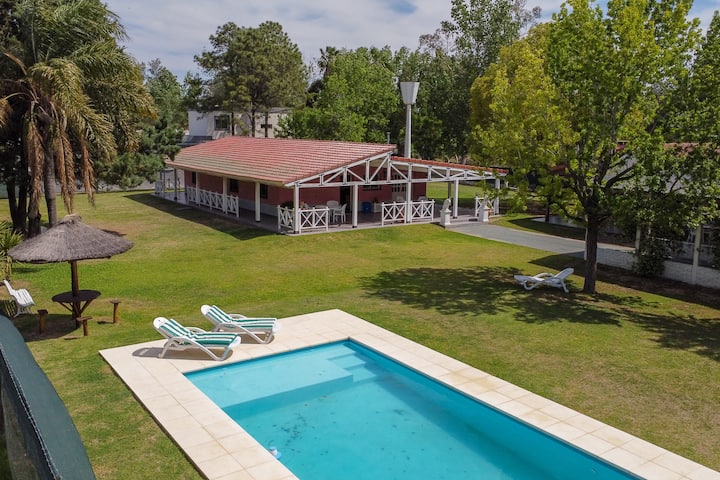 Casa Quinta En Rosario - Rosario