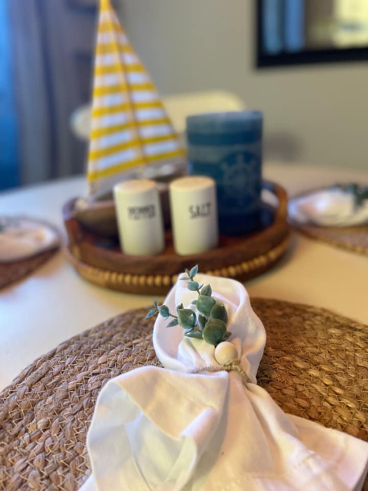 Soak In The Coastal Vibes By Beautiful Peacock Bch - Cape Canaveral, FL