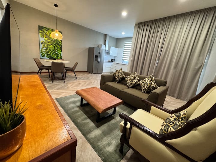 Monstera Apartments - Unit C - Suriname