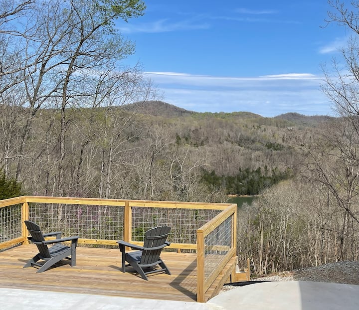 The Creek House
 At Mitchell Creek - Dale Hollow Reservoir, TN