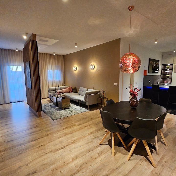 Fjőlskylduvæn íBúð - Greenland