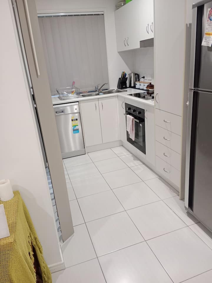 Quite & Comfortable One Bedroom - Ipswich