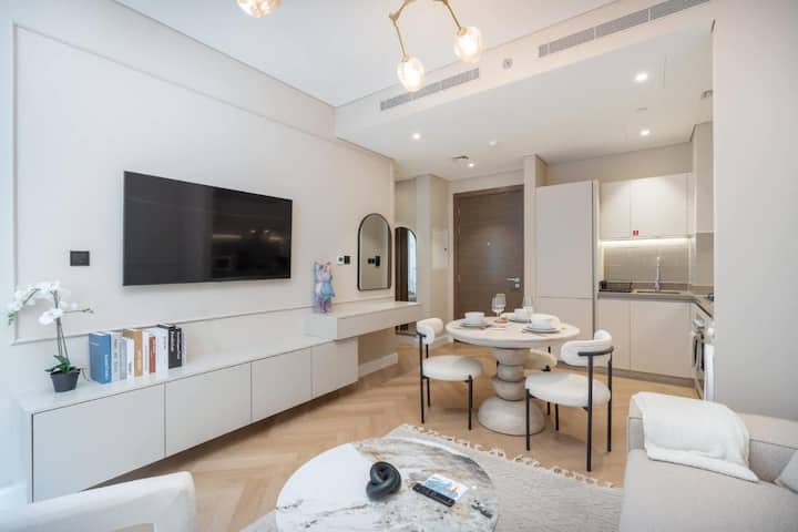 One Bedroom Apt In The Heart Of Dubai,creek Vistas - Dubai