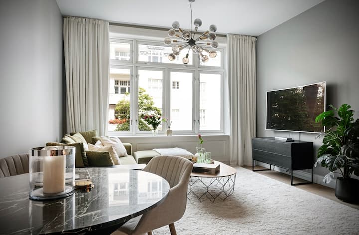 Moderne Og Klassisk På Frogner - Oslo