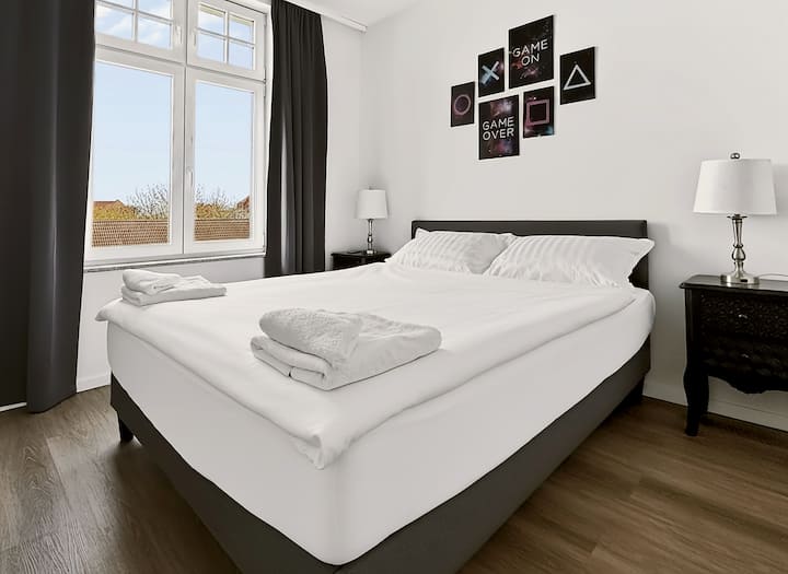 Jay-bnb - Apartment With Ps5 And 65-inch Uhd Tv - Dortmund