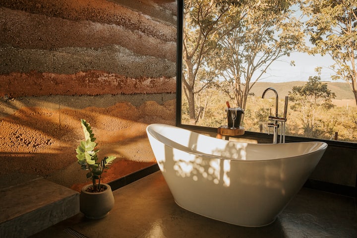 Chalé Jardim Do Alto: Café Chef, Banheira, Visual - Brazil