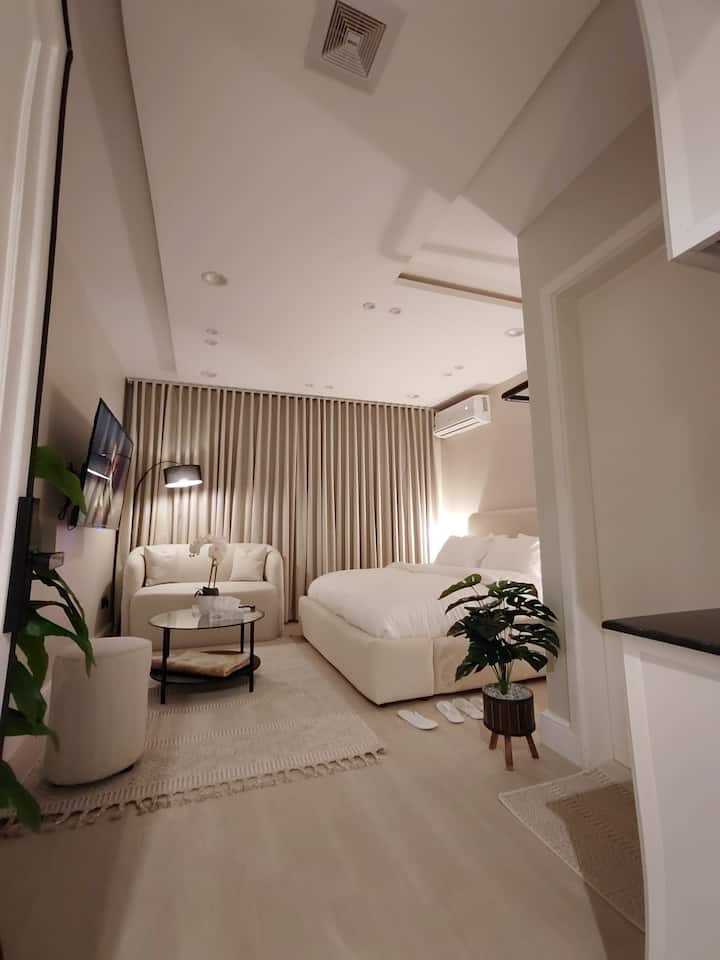 Elegant Studio With Self-entry (C27) - Riyadh