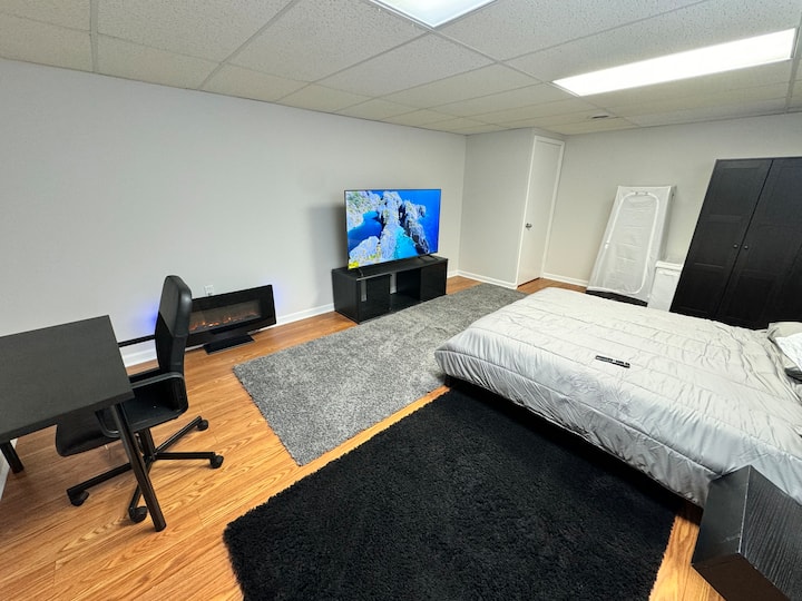 Peaceful Comfi Stay / Super Hospitality - Farmington Hills, MI