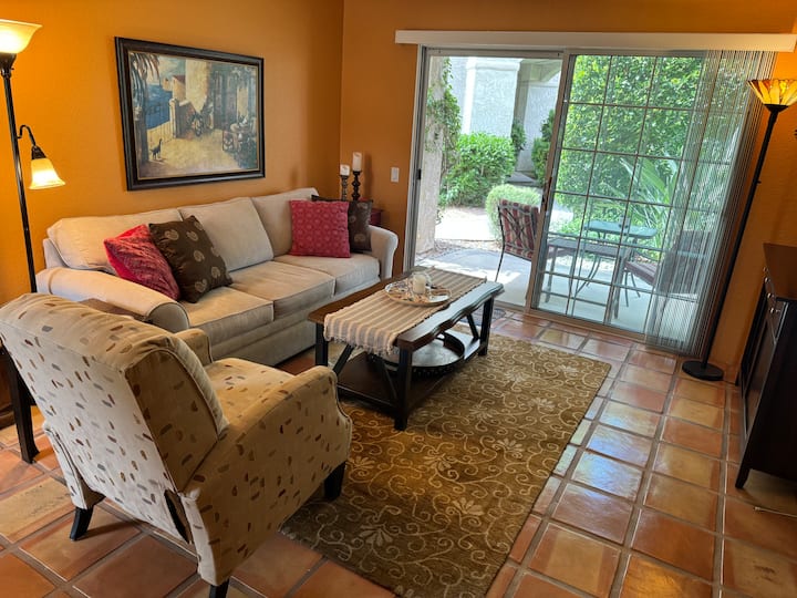 Cozy & Private Lower Unit At Mesquite Country Club - Palm Springs, CA