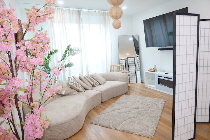 Comfy Autumn Hideaway | Nyc Access - Bayonne, NJ