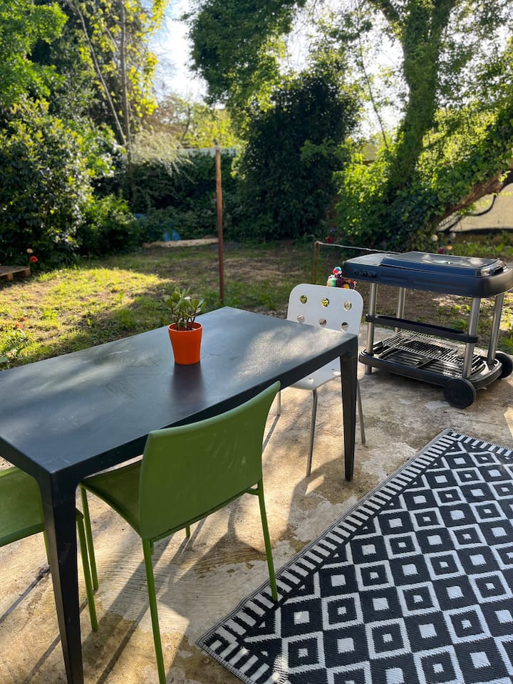 Studio Atypique Avec Jardin - Lanester