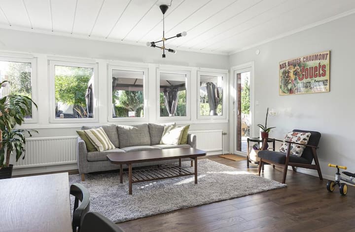 Cozy, Bright 3-bedroom Home! - Staffanstorp