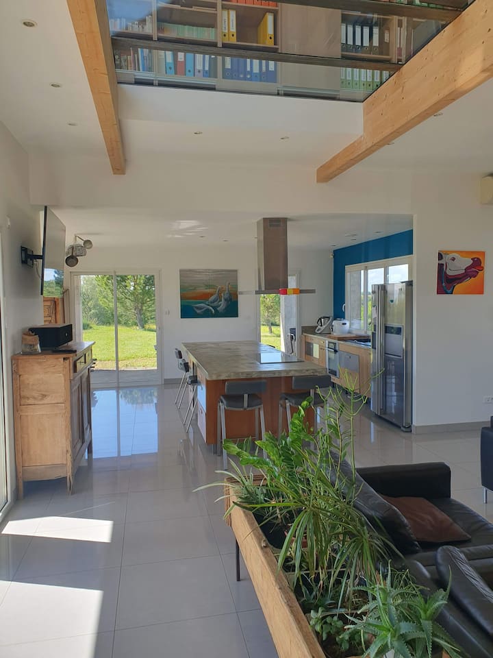 Maison Familiale à La Campagne - Fleurance