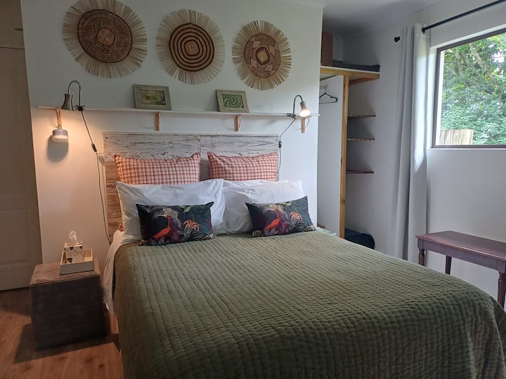 Protea House Self Catering Unit, Hilton Gardens - Hilton