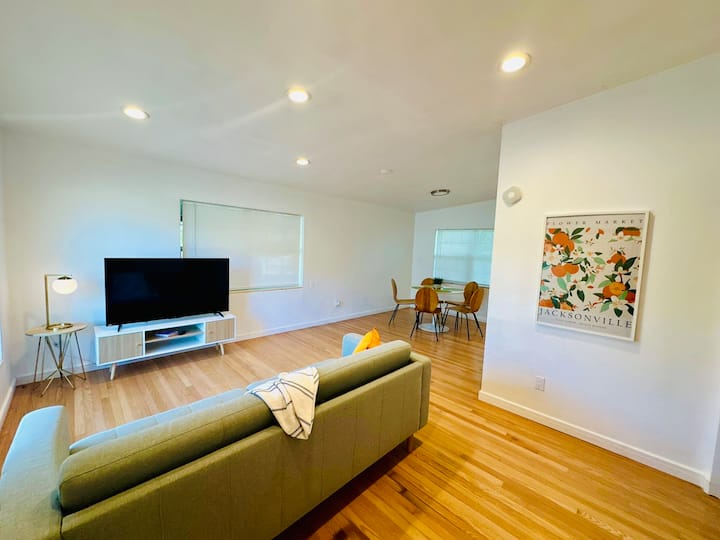 3 Bed Pad In Quiet And Central Jax Burb - Jacksonville