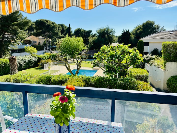 Chez Mamie: Clim Et Piscine, à 3 Mins De La Plage - Le Beausset