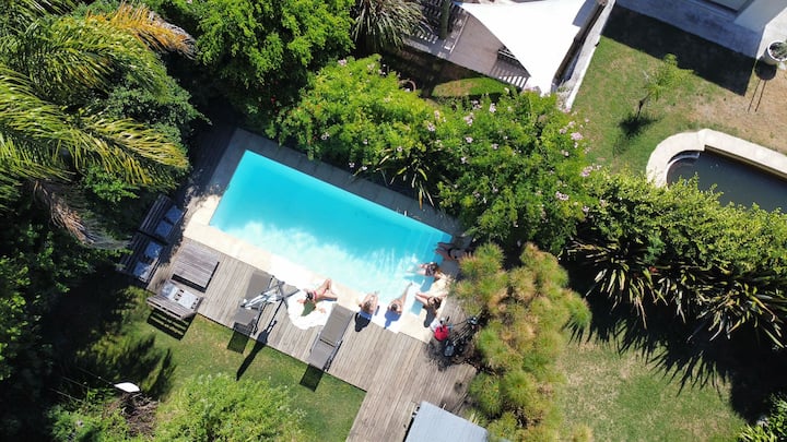 Casa Con Pileta Climatizada Para 12 Personas - Uruguay