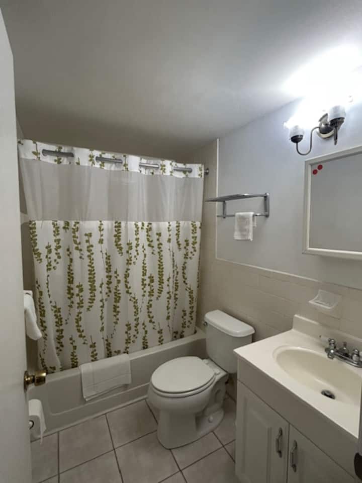 Floridian Inn - Clearwater, FL