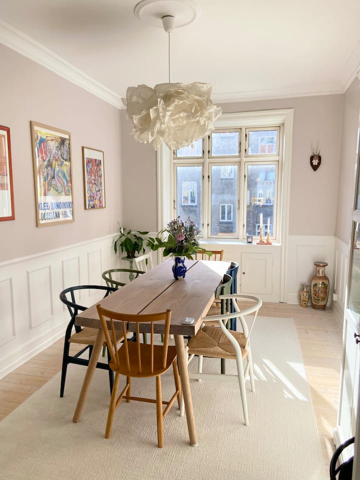 Lys Lejlighed På Frederiksberg - Kopenhagen