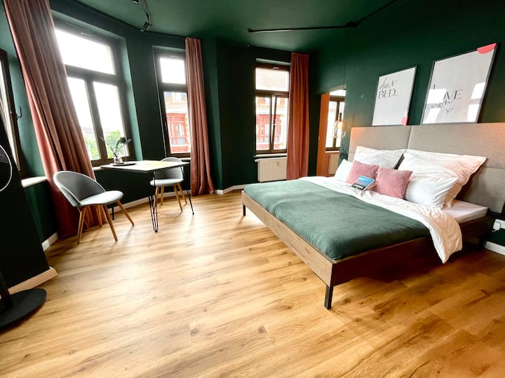 Schicke & Zentrale Altbauwohnung - Leipzig
