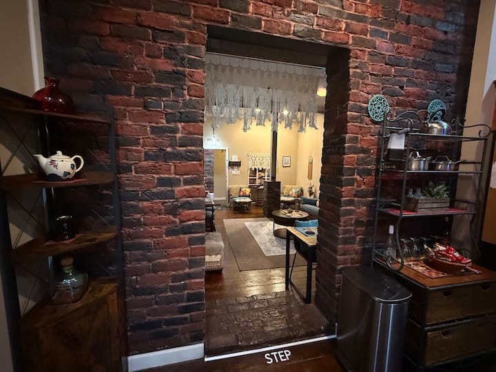 Luxury, Boho Style, 2 Br Apt, Dwntwn Columbus, Ms - Columbus, MS